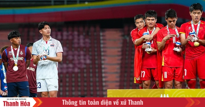 FIFA ca ngợi chức vô địch SEA Games 33 của Việt Nam; Bóng đá Thái Lan ...