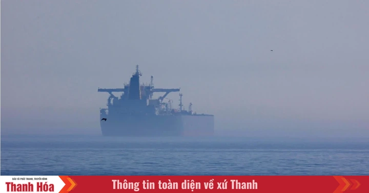 Pháp: Đã đến lúc bóp nghẹt nền kinh tế Nga